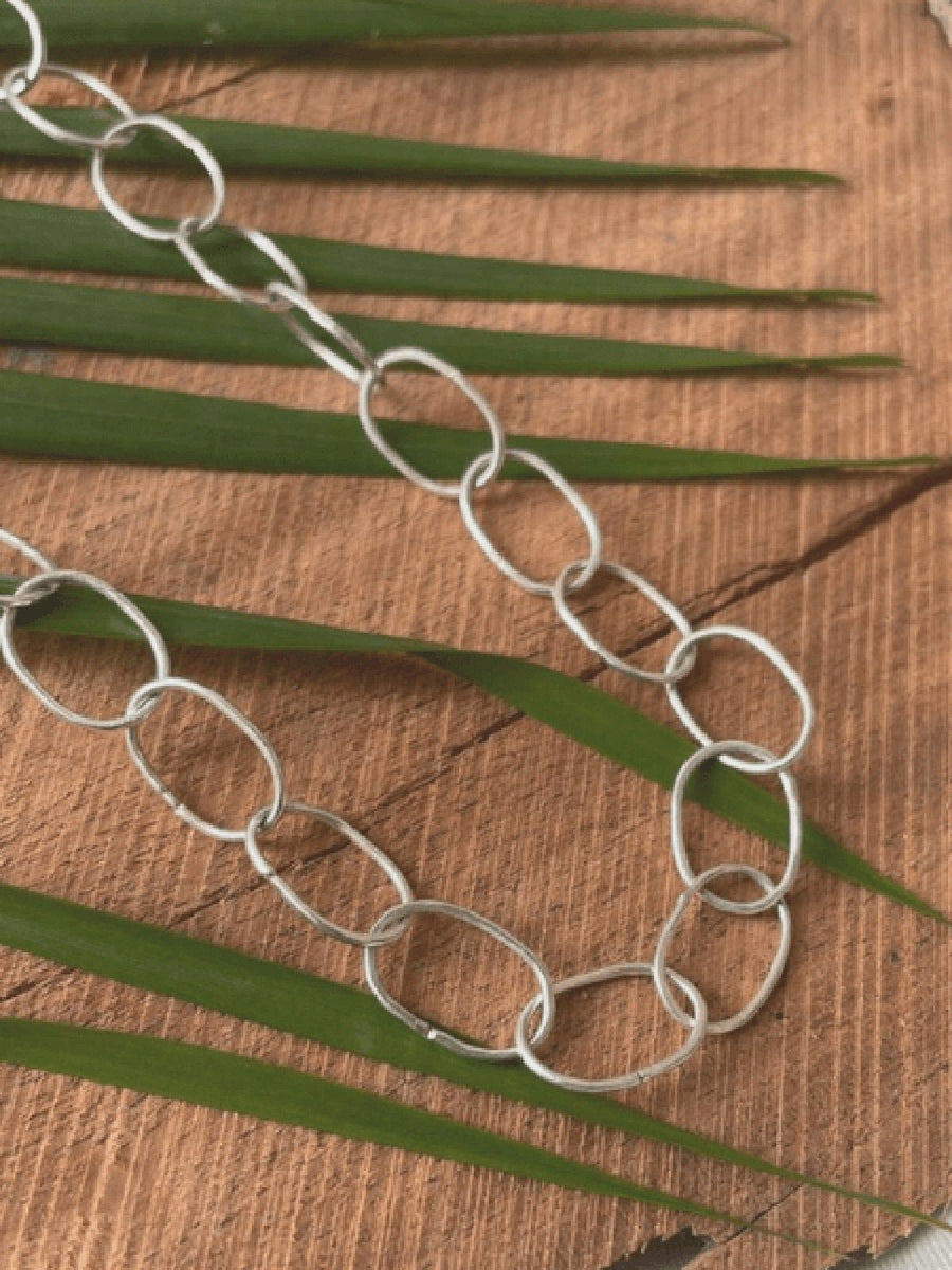 Oonth: Handmade Sustainable Jewelry by Skilled Artisans